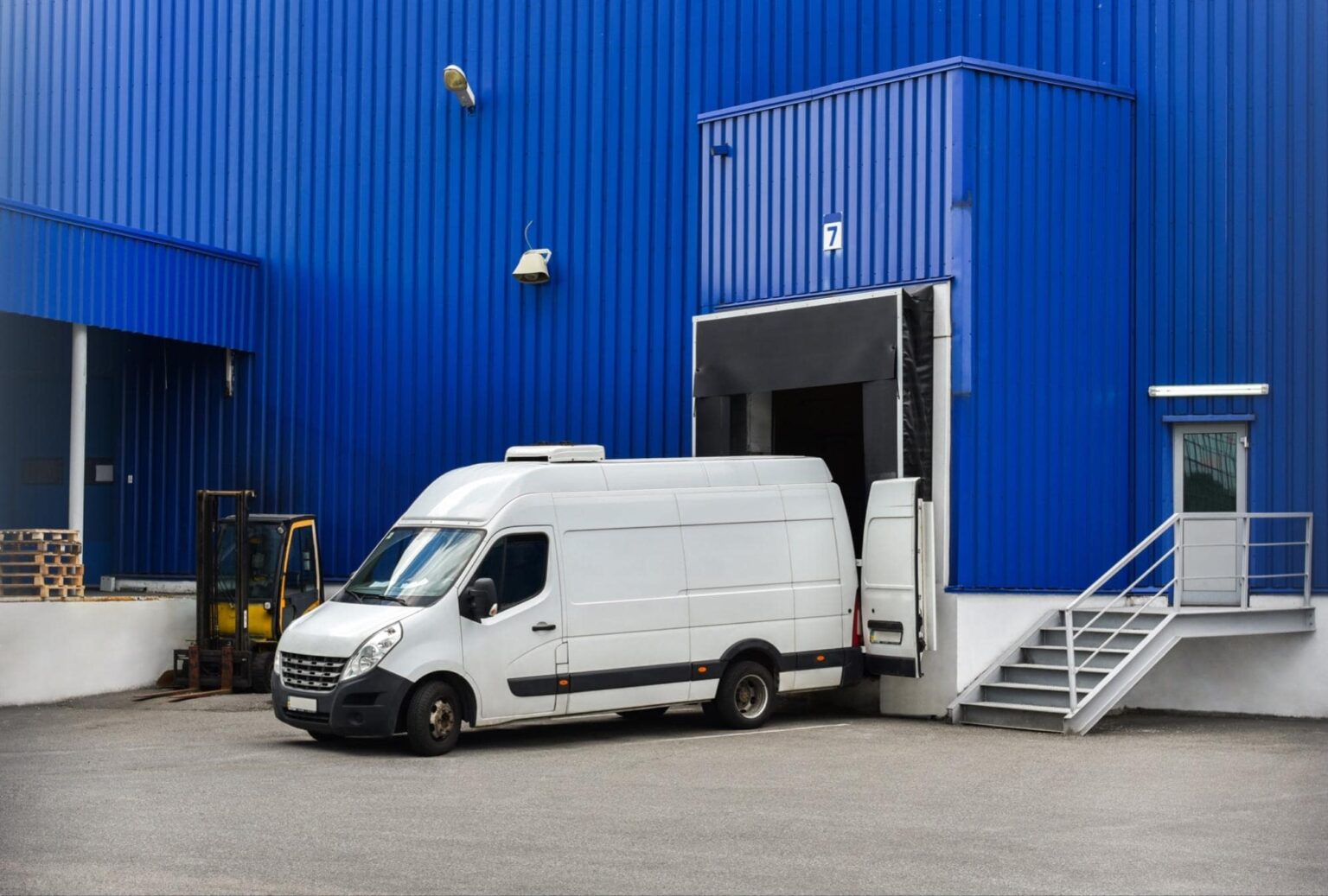 Medical Equipment Logistics 101 | Jay Group